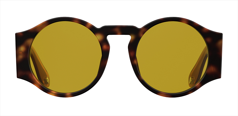 贝拉·哈迪德（Bella Hadid）佩戴Givenchy Vision太阳眼镜帅气出街