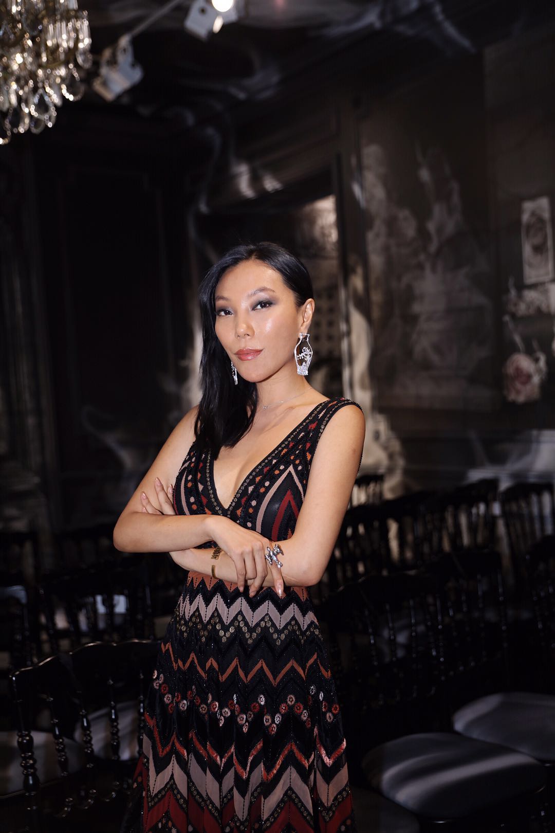 传承艺术，至臻优雅 高级珠宝设计师万宝宝出席迪奥2019秋冬高订发布秀