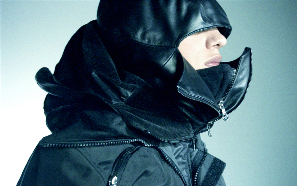 Farfetch携手Byronesque，发布Vexed Generation精选回顾系列